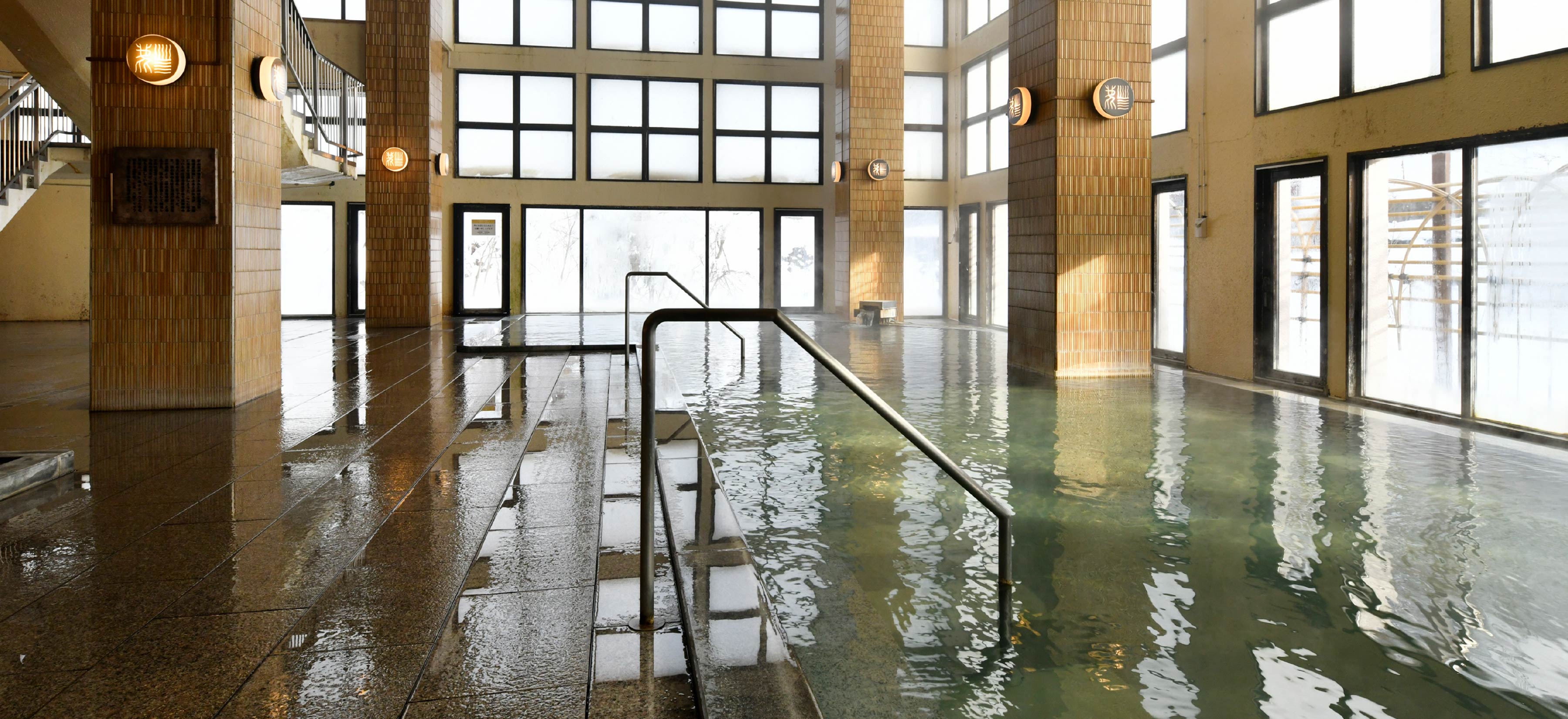 Hot spring | SHIKAnoYU | Jozankei onsen SHIKAnoYU in Hokkaido Japan ...